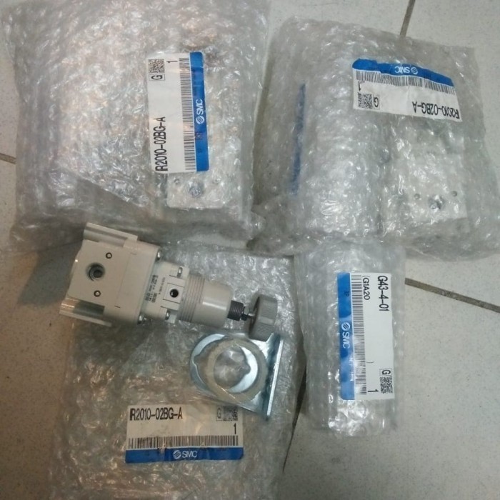 Jual PRECISION REGULATOR SMC IR2010-02BG-A IR2010 4KG | Shopee Indonesia