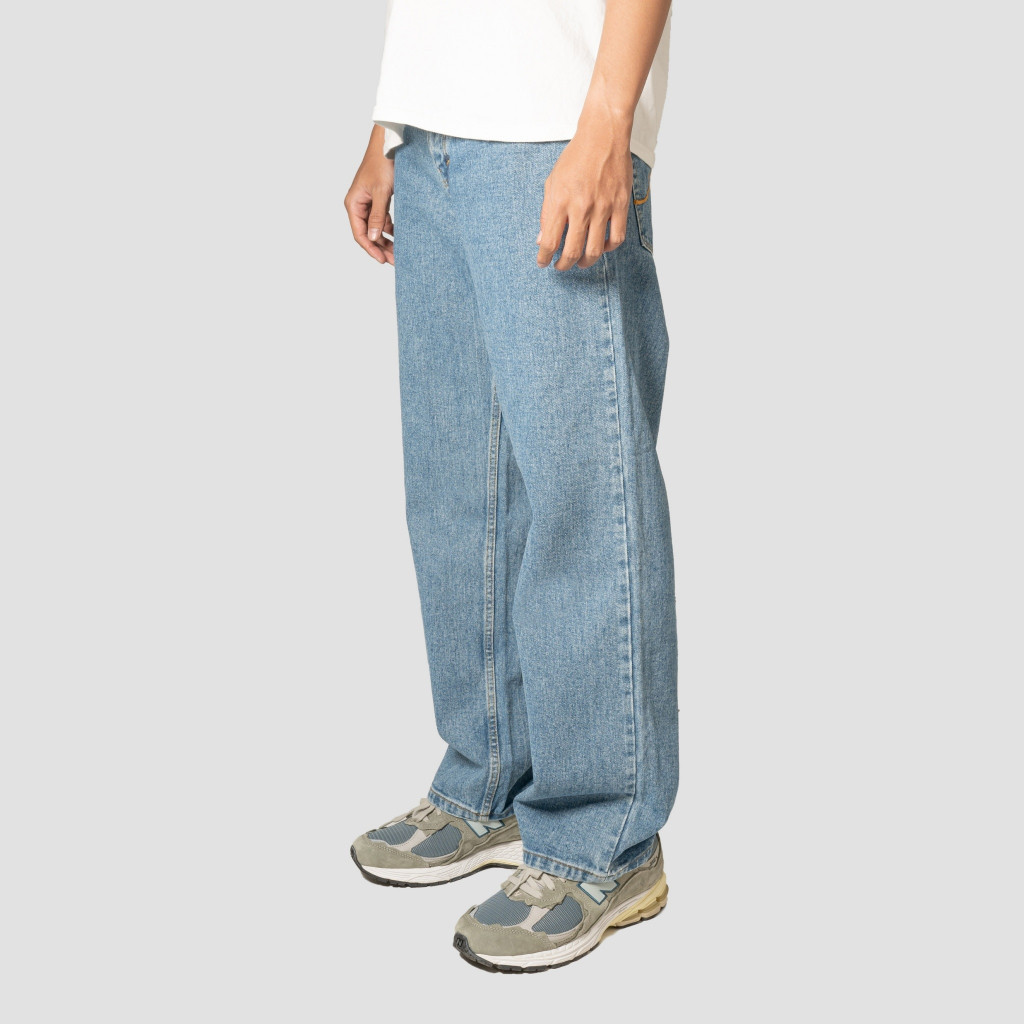 Jual Queen Beer - Denim Pants Walter Light Blue Washed | Shopee Indonesia