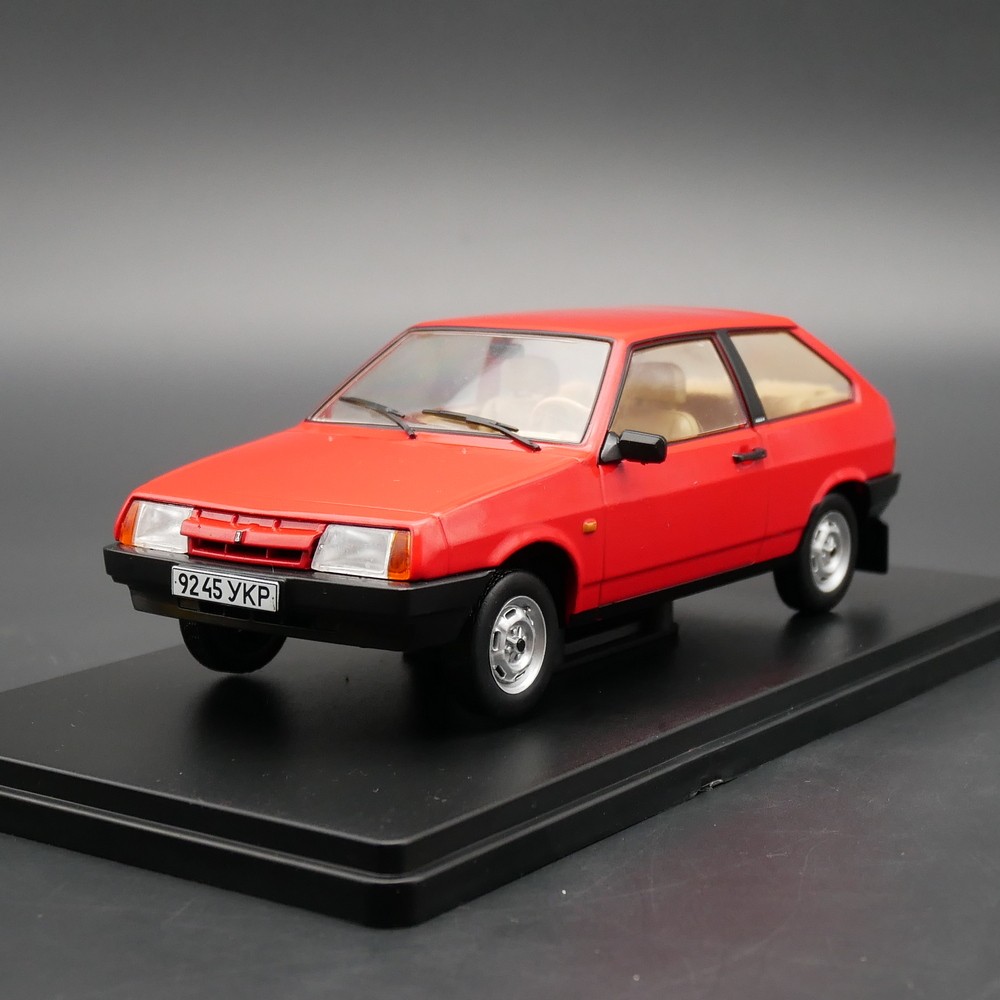 Jual IXO 1:24 Vaz 2108 Lada Samara Diecast Car Model Metal Toy Vehicle ...