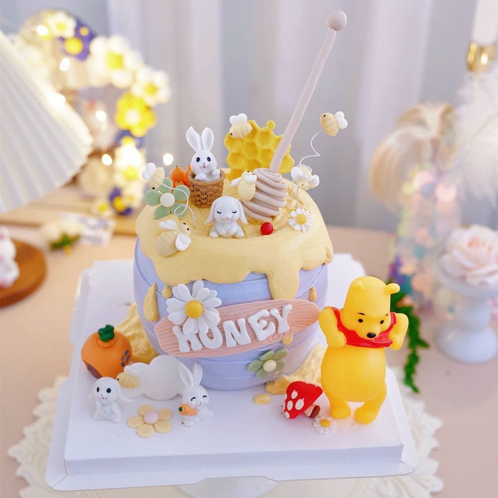 Jual Topper Winnie The Pooh /Topper cake Tema Winnie The Pooh Tiger ...