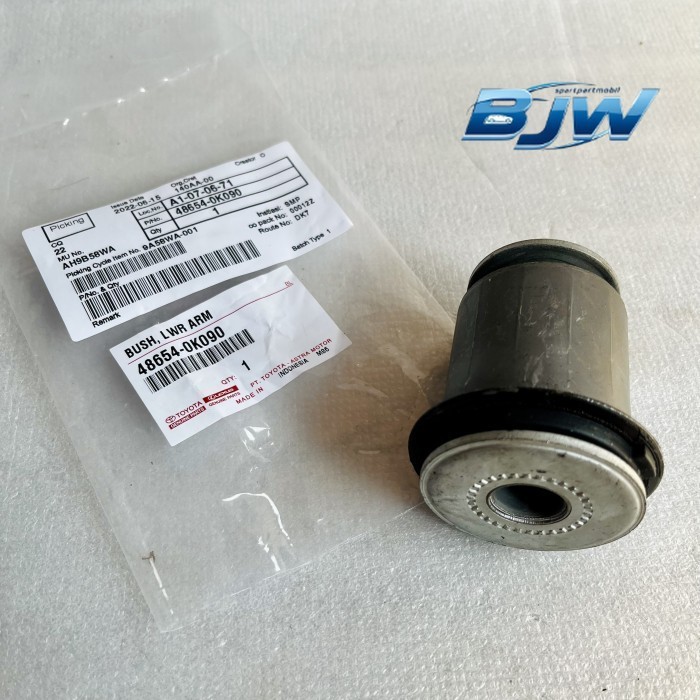 Jual Bushing Lower Arm bawah Small Kecil Toyota 48654-0K090 Fortuner ...