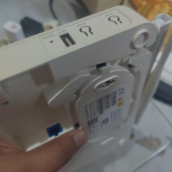 Jual Modem ZTE Gpon Ont F609 port biruNew | Shopee Indonesia