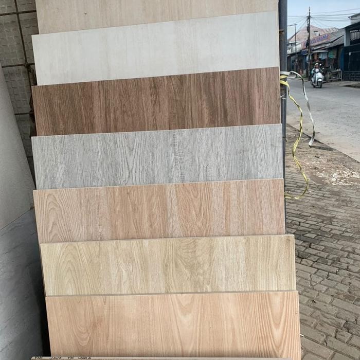 Jual Link sample granit motif kayu 60x60 | Shopee Indonesia