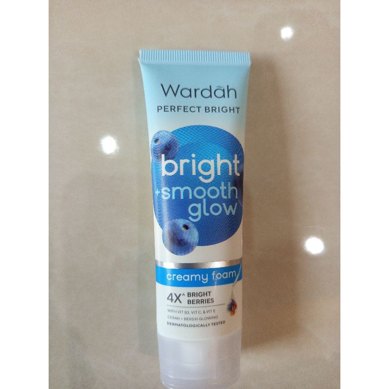 Jual WARDAH PERFECT BRIGHT CREAMY FOAM (BRIGHT + SMOOTH GLOW) | Shopee ...
