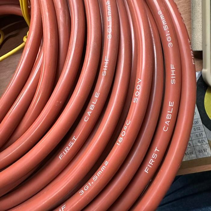 Jual KABEL SIHF 3x1.5mm2 300/500V RED Colour FIRST CABLE | Shopee Indonesia
