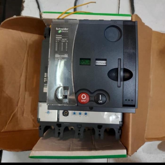 Jual MCCB Schneider NSX630N 4P 630A + Motorized uvt auxiliary | Shopee ...
