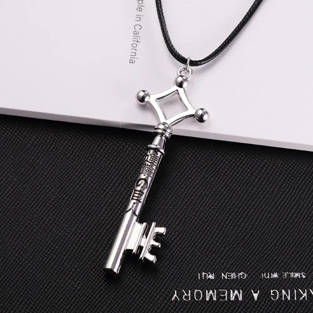 Jual SUMENG 2025 Attack On Titan Eren Key Necklace Shingeki No Kyojin ...