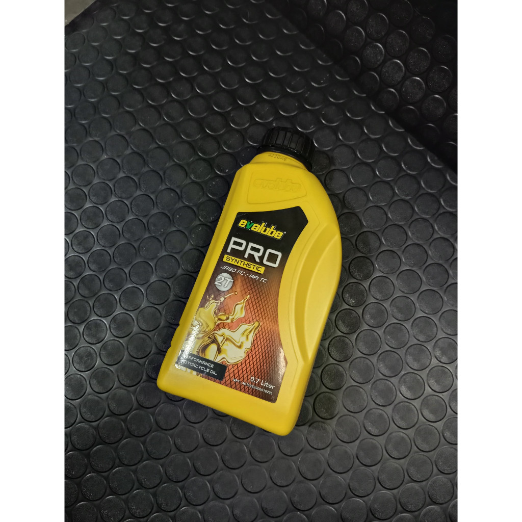 Jual EVALUBE PRO SYNTHETIC 2 TAK OLI SAMPING MOTOR 2 TAK BOTOL KUNING ...