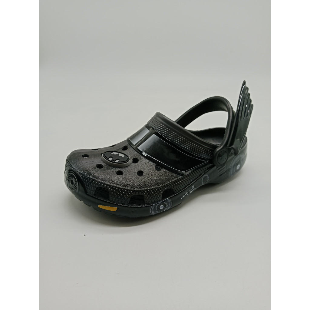 Jual Sandal Crocs Classic Batman Clog / Crocs Batman batmobile Clog ...