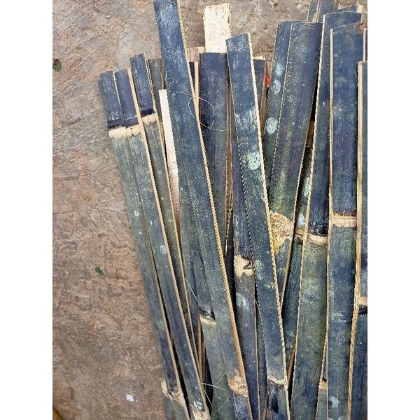 Jual BAMBU HITAM BILAH ajir / bambu bilah / pagar bambu 1 bilahan BAMBU ...