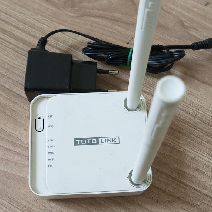 Jual ROUTER TOTOLINK N200RE V5.0 300Mbps Wireless N Router (PERNAH ...