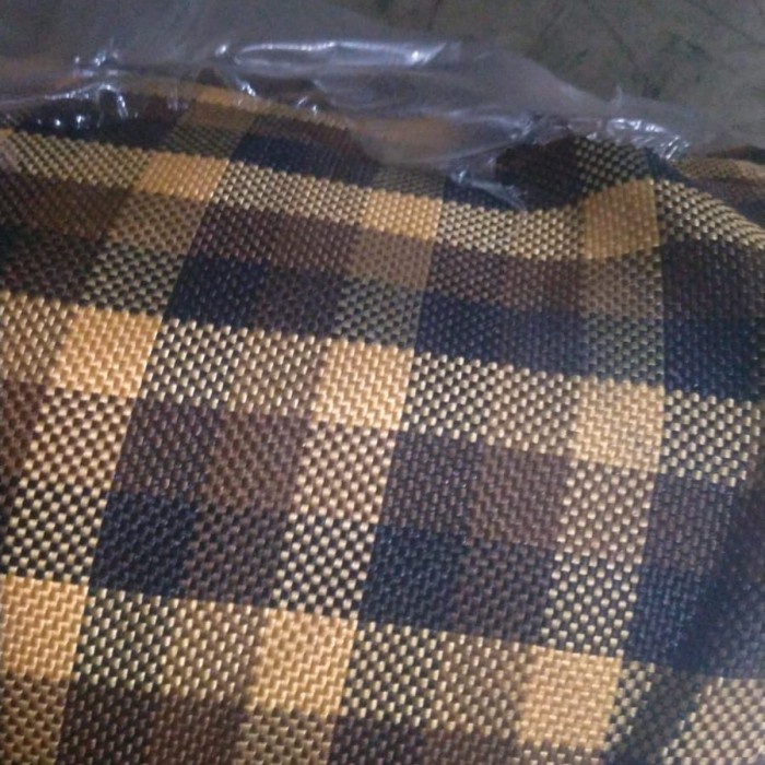 Jual Kain jok mobil Tartan coklat kombinasi cocok untuk mobil 90 an ...