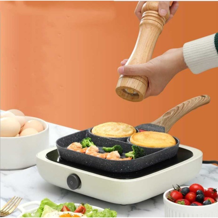 Jual 3 Hole Frying Pan / Tamagoyaki Wajan Penggorengan Burger Telur ...