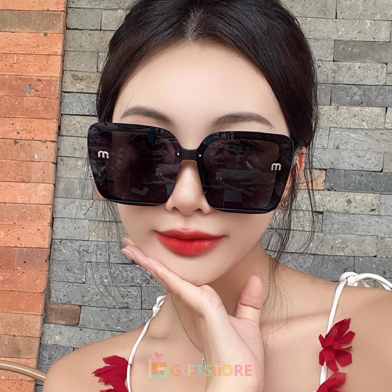 Jual COD Kaca Mata Hitam Wanita Anti Sinar uv Design Sense Square Retro Kacamata Gradien Fashion ...