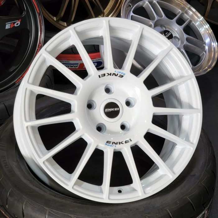 Jual Velg racing r18 ENKEI RCT velg ring 18 Innova hrv Xpander Terios ...