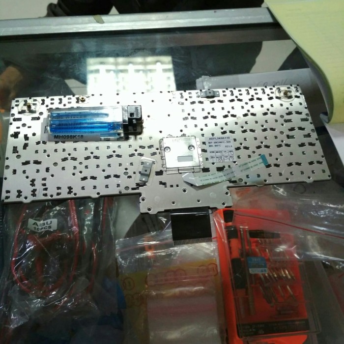 Jual Wst Keyboard Laptop Lenovo Edge 10, 11, ThinkPad X100 X100E X120 ...