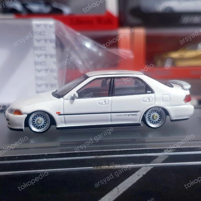 Jual Diecast Inno64 Honda Civic Ferio Sir 1992 White Swap ban velg LP27 ...