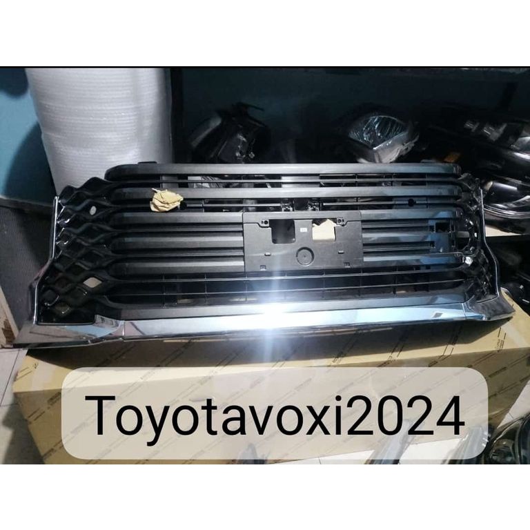 Jual Grill grille radiator toyota voxy 2022 2023 | Shopee Indonesia