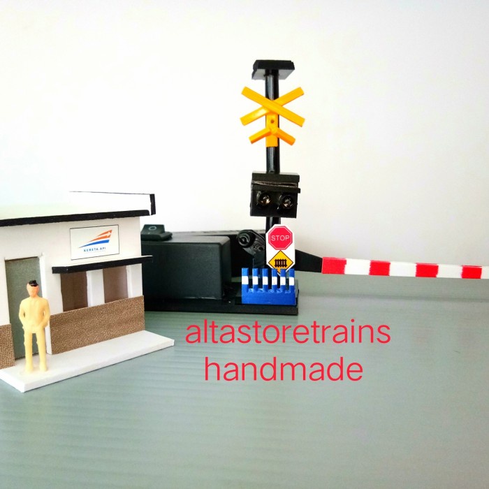 Jual miniatur palang pintu kereta api + powerbank | Shopee Indonesia