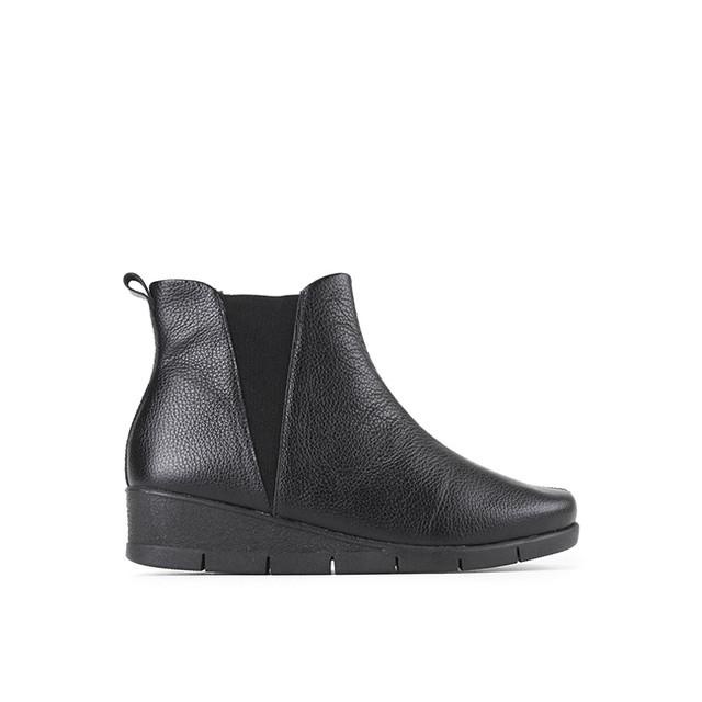 Jual Obermain Boots Wanita GILLY HADIS Black OB40196BK | Shopee Indonesia