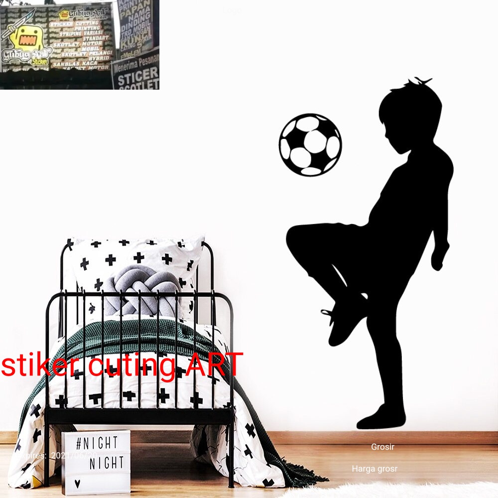 Jual Stiker Dinding Kaca Sepak Bola Kamar Tidur Anak Cutting Sticker ...