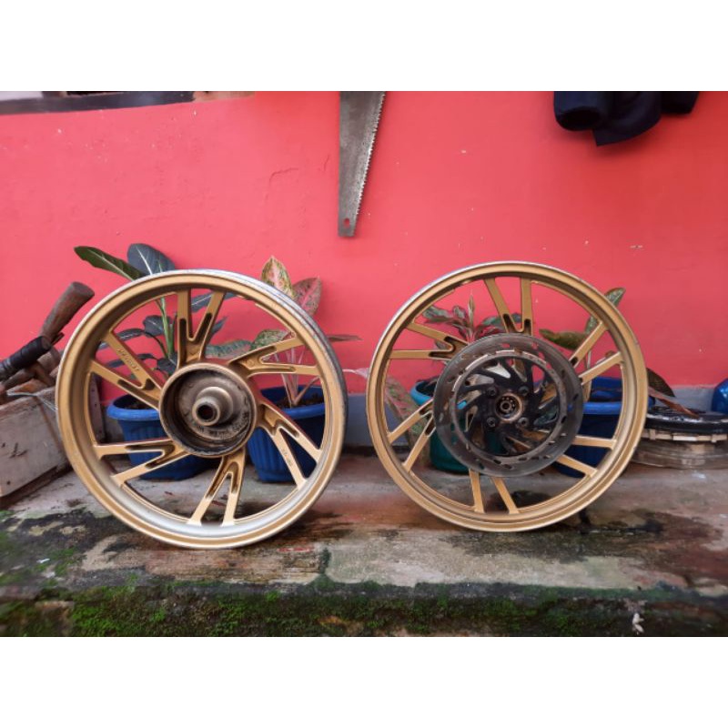 Jual Velg pelek racing depan belakang Suzuki Skydrive pnp hayate ...