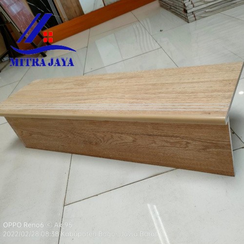 Jual GRANIT TANGGA MOTIF KAYU 30X80 30X90 LIST PLINT KERAMIK CUSTOM ...