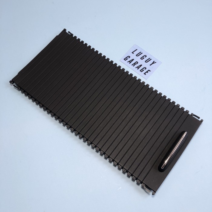 Jual KREY ROLLER BLIND CONSOLE W204 W212 - HITAM IN27 | Shopee Indonesia