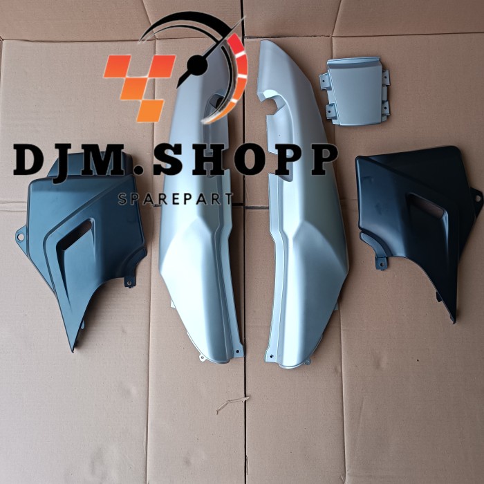 Jual cover body belakang plus box aki tiger lama/tiger lawas silver ...