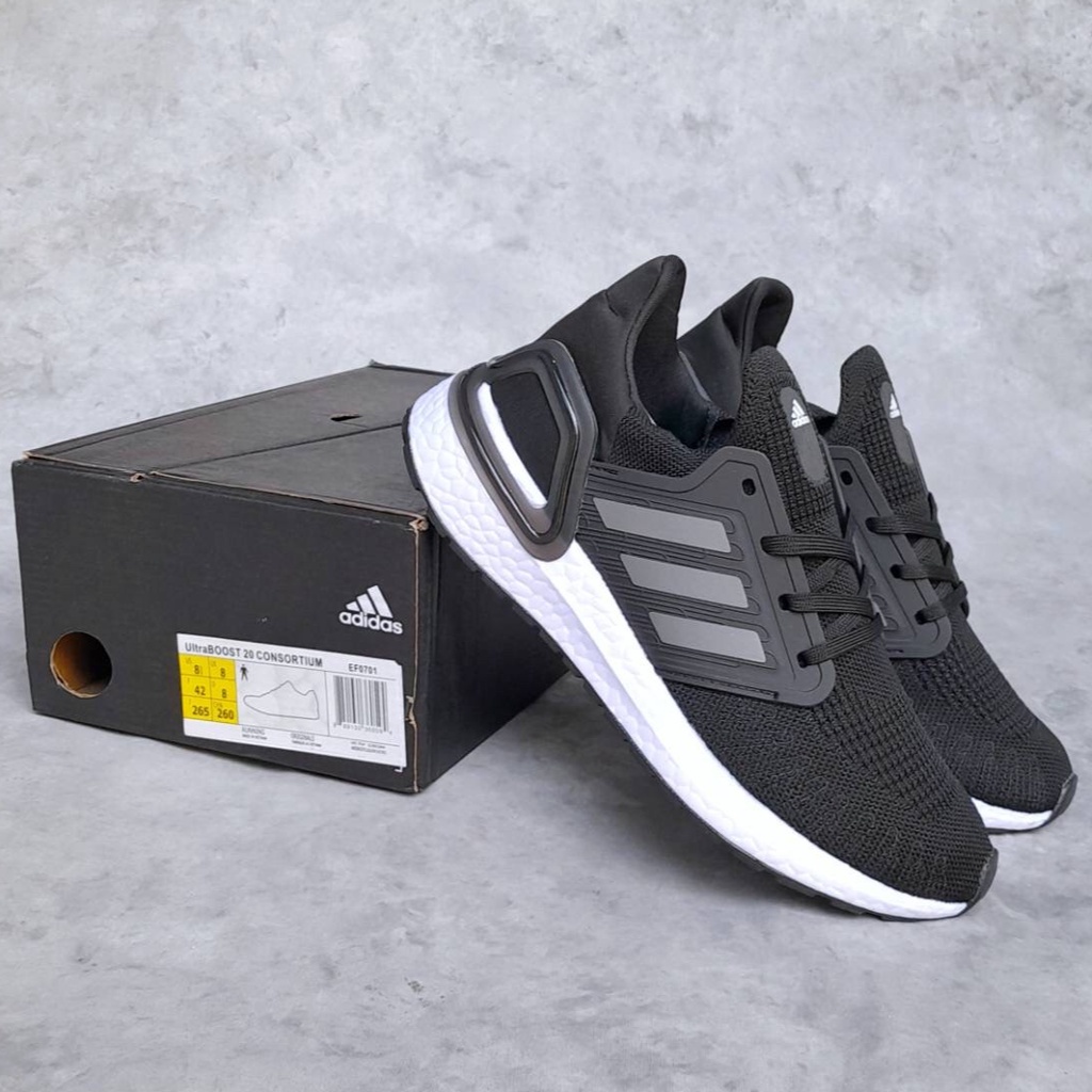 Jual Sepatu Adidas Ultraboost 2020 Core Black Metallic White ISS US ...