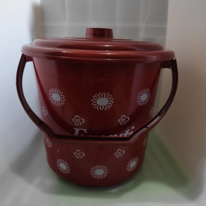 Jual ember plastik tutup 3G/ember 12 liter/ember 3 galon | Shopee Indonesia
