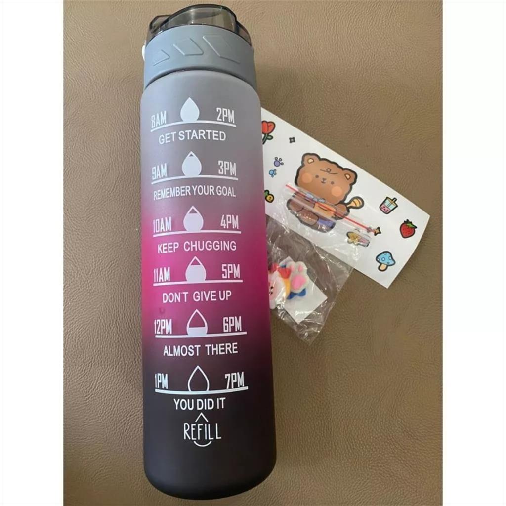 Jual Botol Minum Tritan 1L Dengan Sedotan Stiker 2D dan 3D dan Kata ...