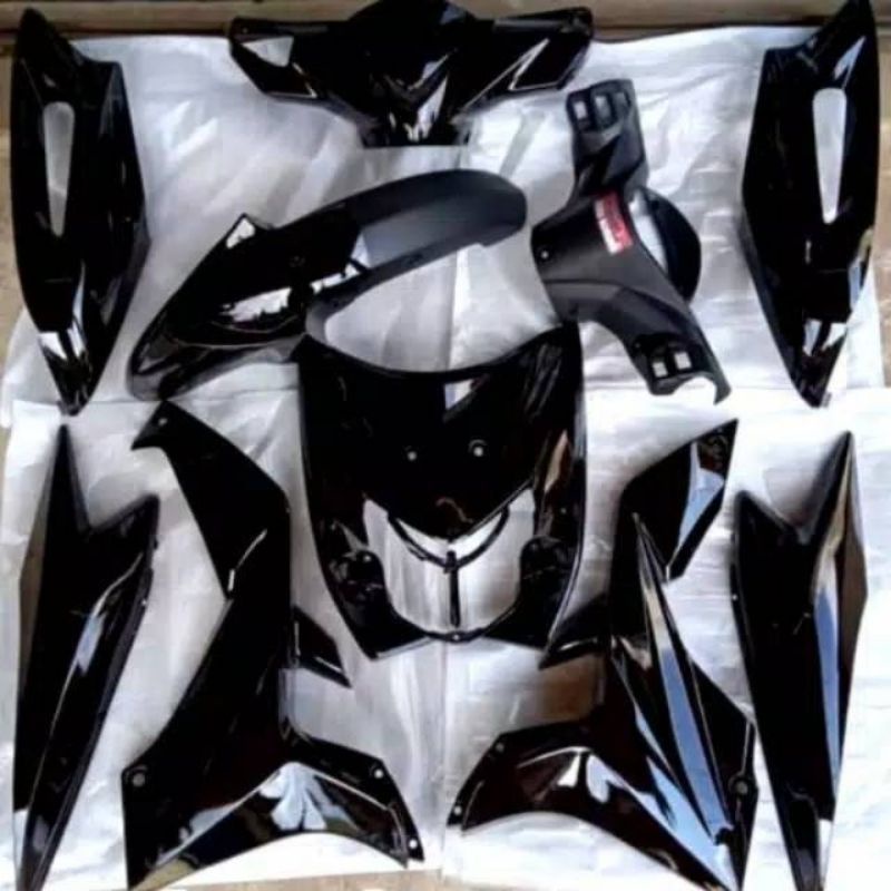 Jual Full Body kasar Halus Honda Blade lama hitam +stiker/honda blade ...