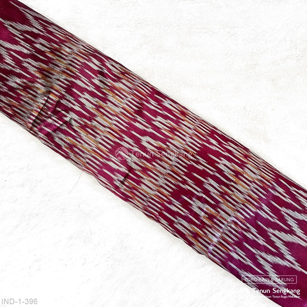 Jual Kain Tenun Ikat Sutra Bugis Makassar Ungu - Tenun Sengkang IND-1-396 (Harga per 0,5 Meter ...