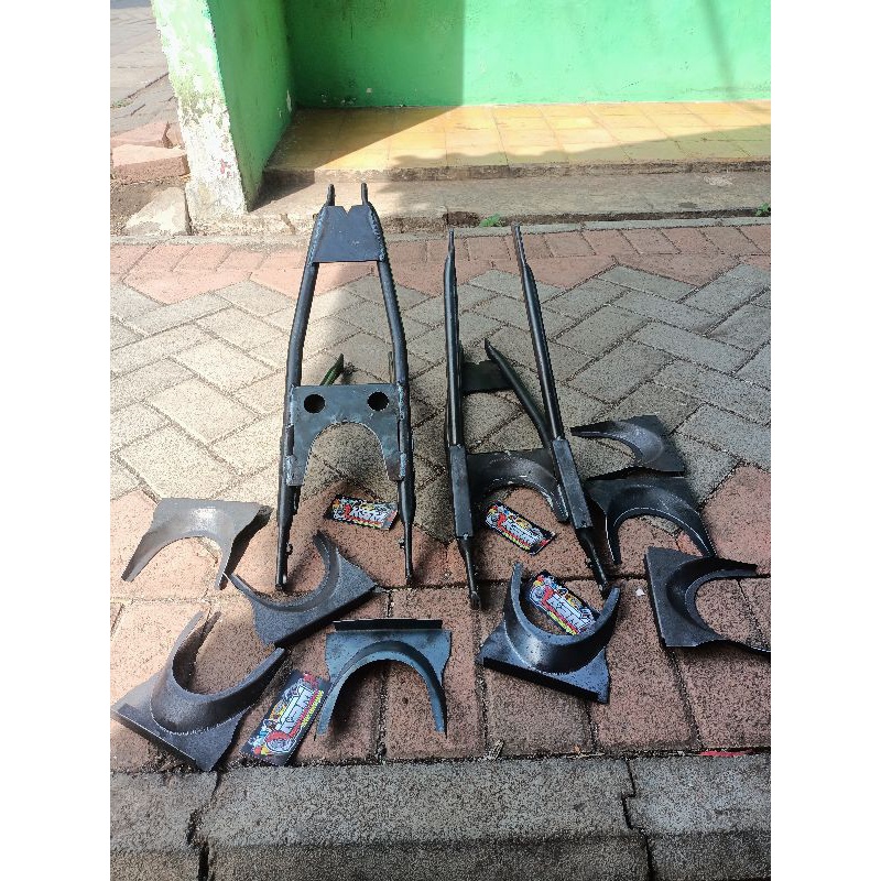 Jual DUDUKAN BESI PLAT JEMBATAN TENGAH RANGKA CB /GL100 BESI PRESS ...