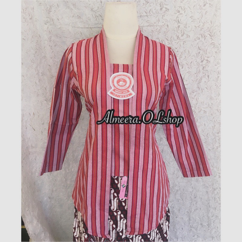 Jual LURIK baju jawa kebaya lurik alusan motif gradiasi merah pink soft raja keong | Shopee ...