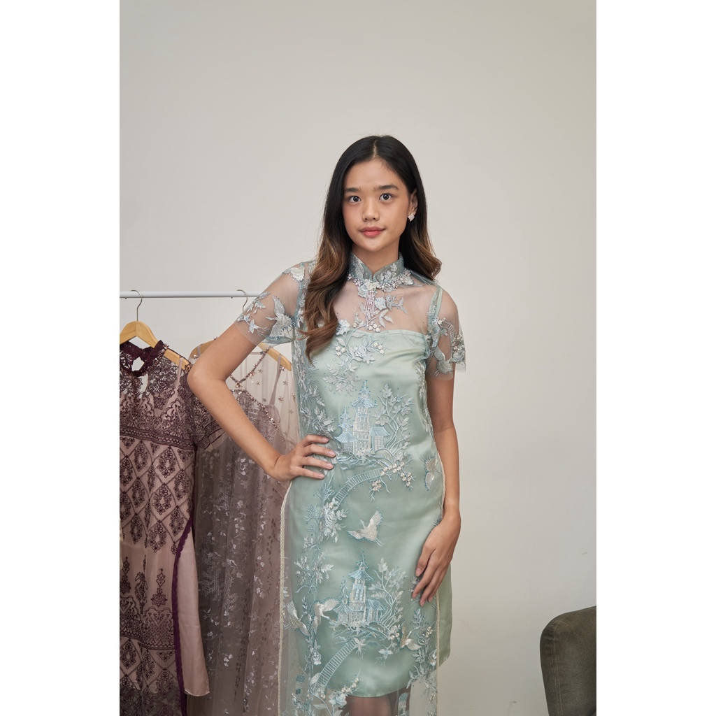 Jual ATELIER MODE Silhoutte H Line with Hight Side Slit Dress Wen ...