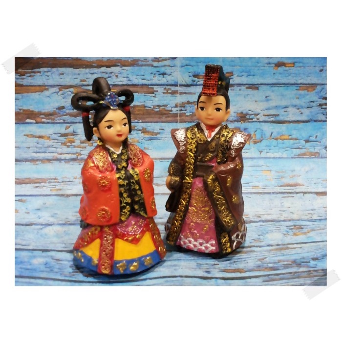 Jual MODEL PAJANGAN BONEKA PENGANTIN KOREA SEPASANG UNIK | Shopee Indonesia