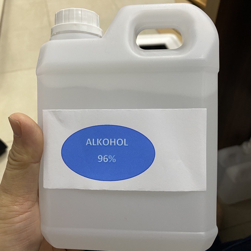 Jual Alkohol 96 % atau Ethanol 96 % untuk antiseptik dan pelarut industri per liter | Shopee ...