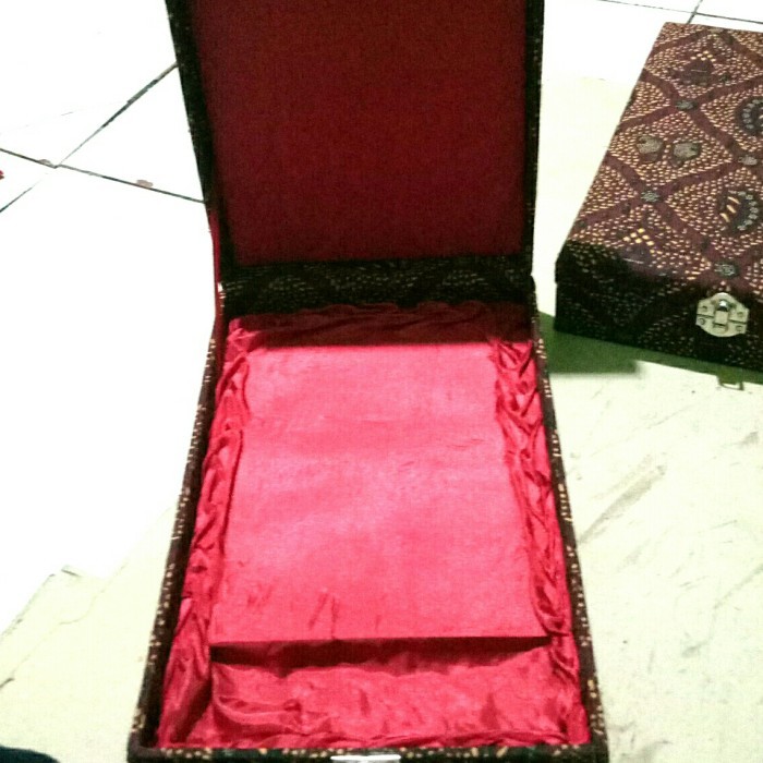 Jual HL Box batik, Box tempat plakat, Box batik murah | Shopee Indonesia