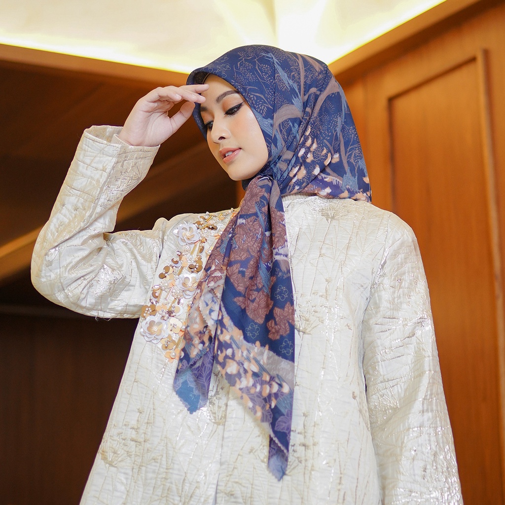 Jual Jenna and Kaia - Forest Scarf Navy - Hijab Kerudung Segi Empat ...