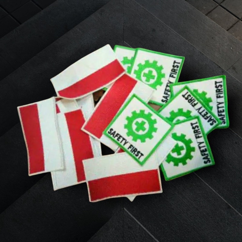 Jual Badge Logo Bendera Merah Putih dan K3 Safety First | Shopee Indonesia