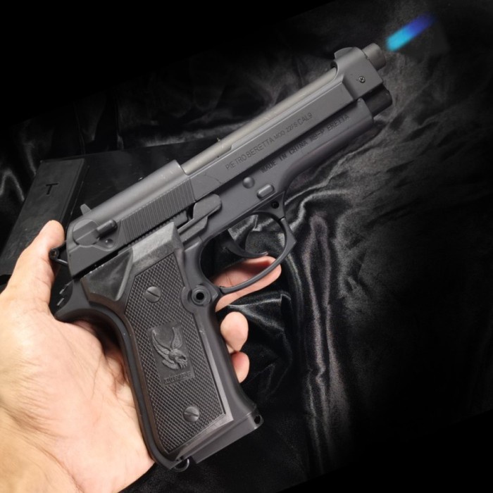 Jual Korek Api Exlusive Pistol Bara Las Pemantik Pietro Beretta Korek ...