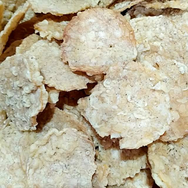 Jual KRIPIK KERIPIK TEMPE SNACK KERING CAMILAN CEMILAN MAKANAN KERING ...
