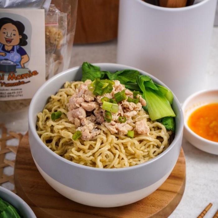 Jual BAKMI MAMIE AYAM KAMPUNG NON HALAL - KECIL | Shopee Indonesia