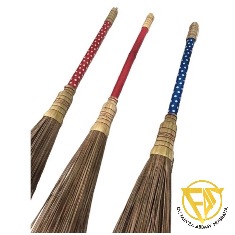 Jual Sapu Lidi Taman Besar / Sapu Lidi Gagang Jumbo / Sapu Lidi Murah ...