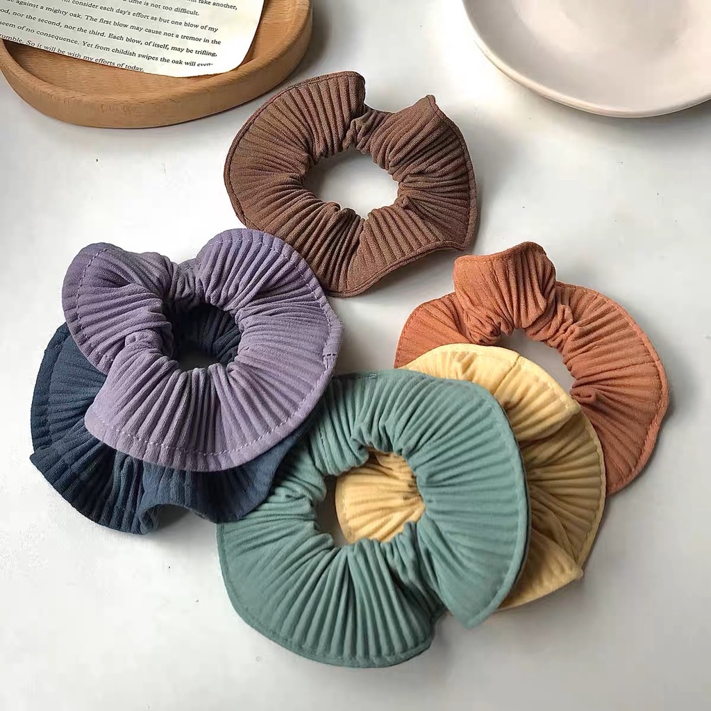 Jual Town Shell - Kina Pleated Scrunchy / Korean Scrunchie / Scrunchies ...