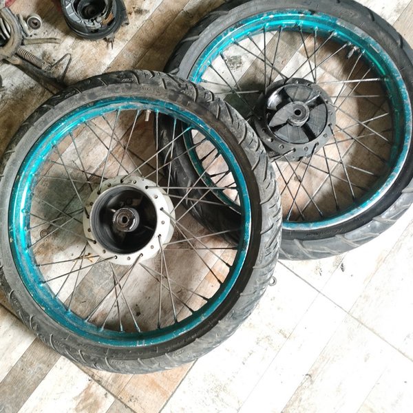 Jual velg velk roda depan belakang trombol jari jari did original ori ...
