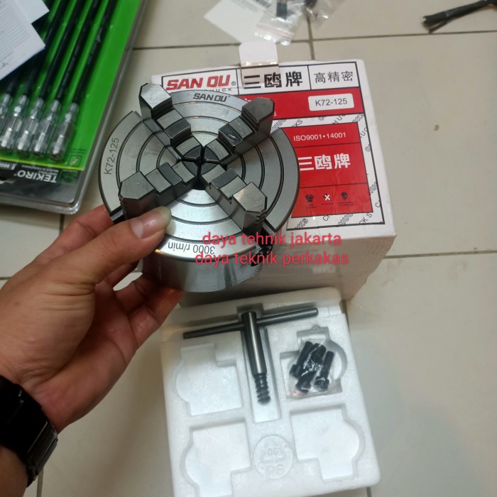 Jual sanuo claw chuck 5" kaki 4 k72-125 San ou / Chuck bubut 5" 4 jaw ...