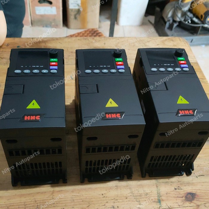 Jual Inverter HNC HV10 3Hp Input 1Phase 220Volt Output 3Phase 220V ...